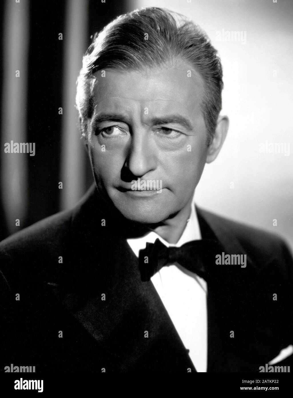 Notorious 1946 claude rains hi-res stock photography and images - Alamy