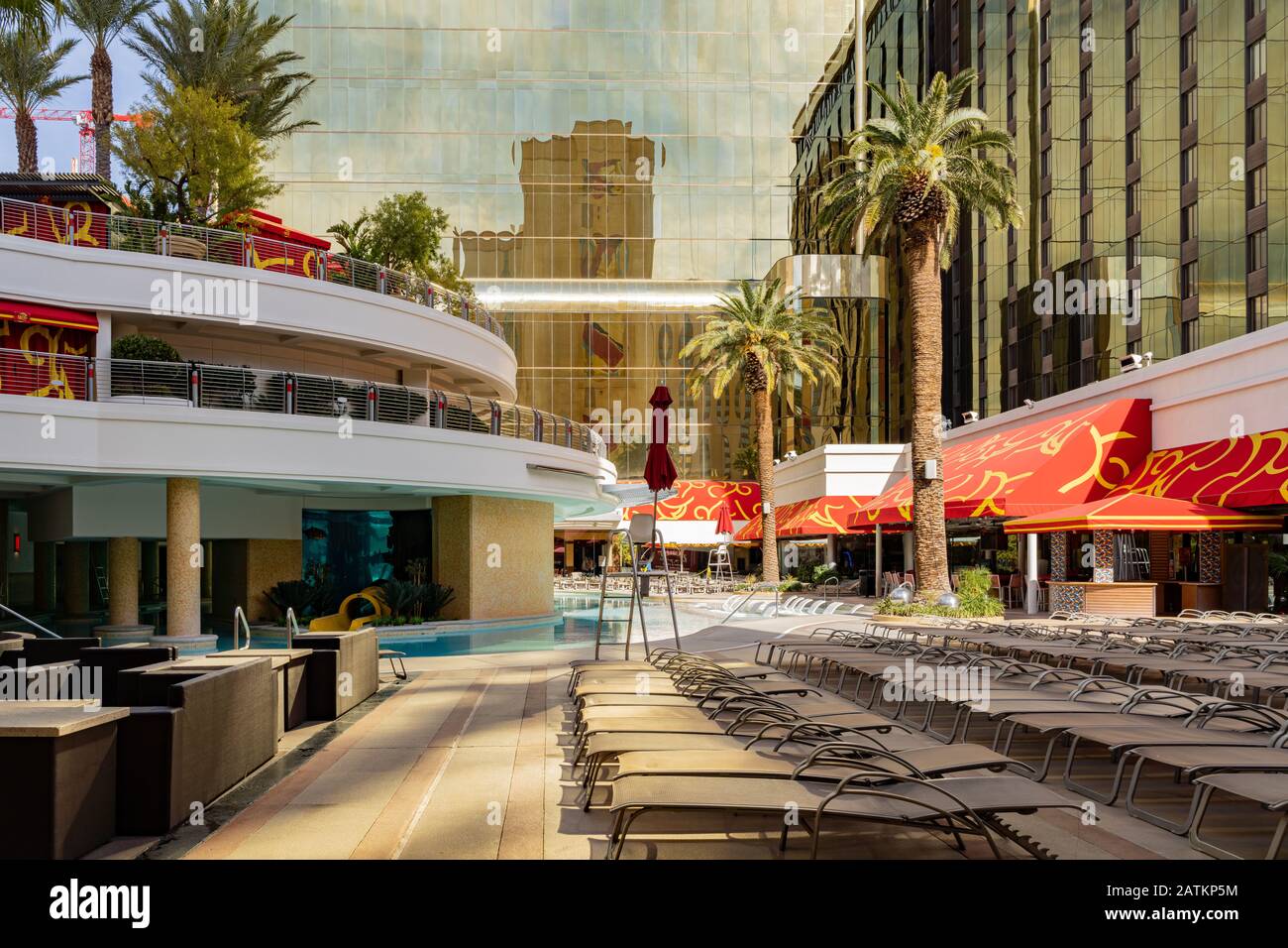 Golden nugget las vegas pool hi-res stock photography and images - Alamy