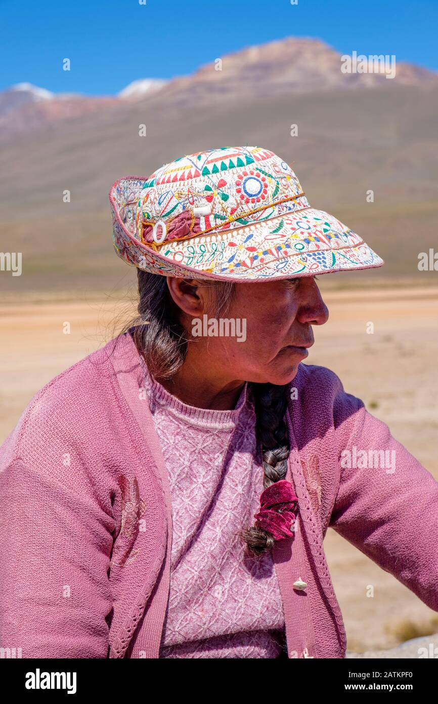 Peruvian woman wearing traditional embroidered hat, Colca Canyon ...