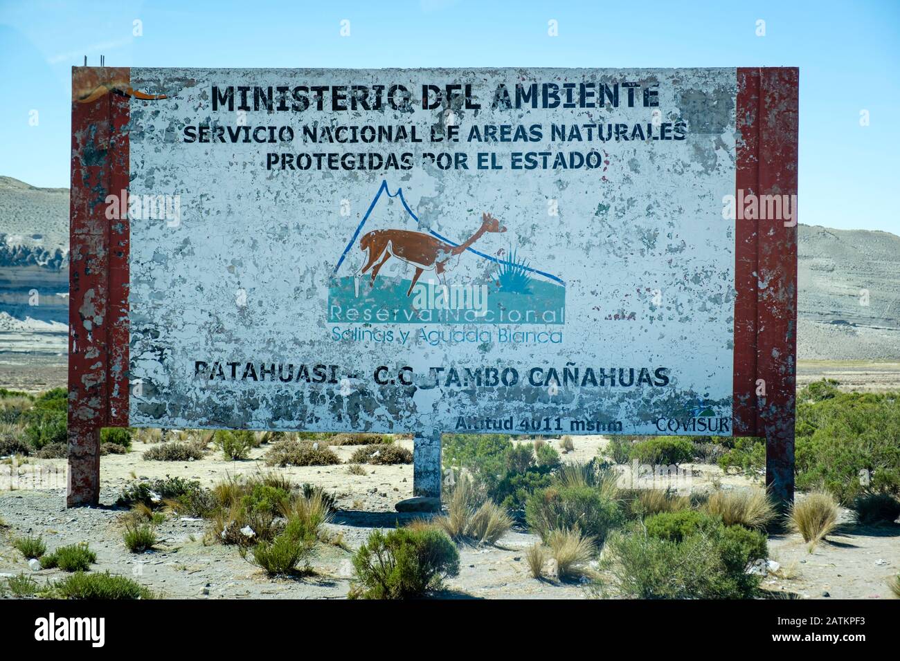 Road sign, road signs, Reserva Nacional Salinas y Aguada Blanca ...