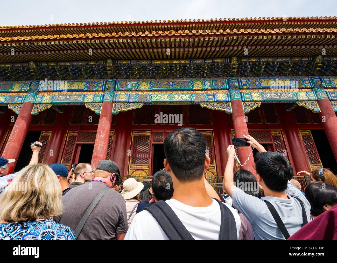 Crowd of tourists in front of Hall of Supreme Harmony (Taihedian ...