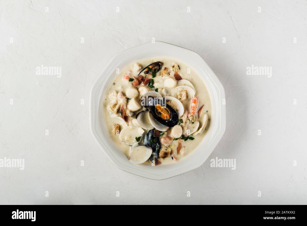 New england clam chowder in white bowl hi-res stock photography and ...