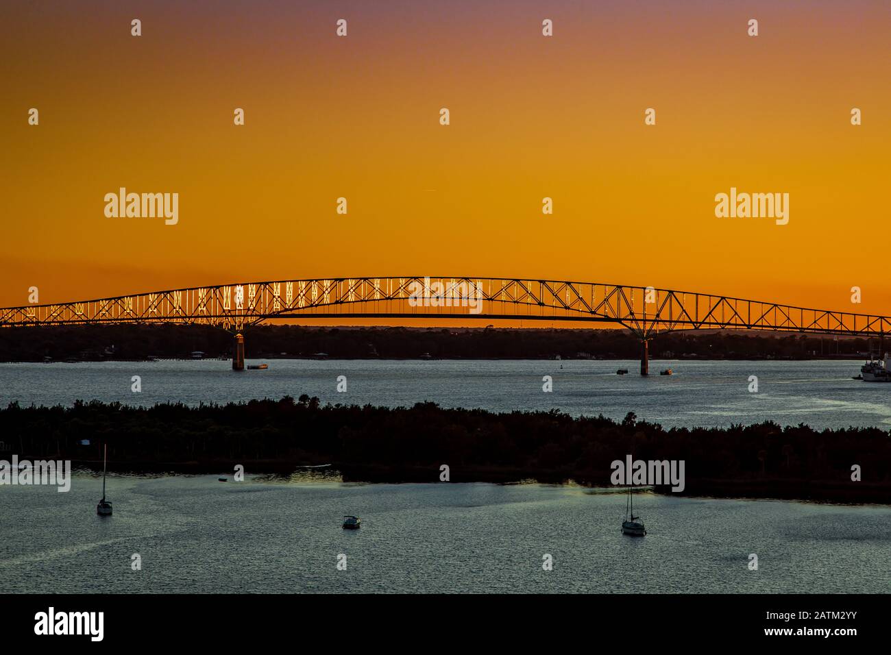 Hart bridge hi-res stock photography and images - Alamy