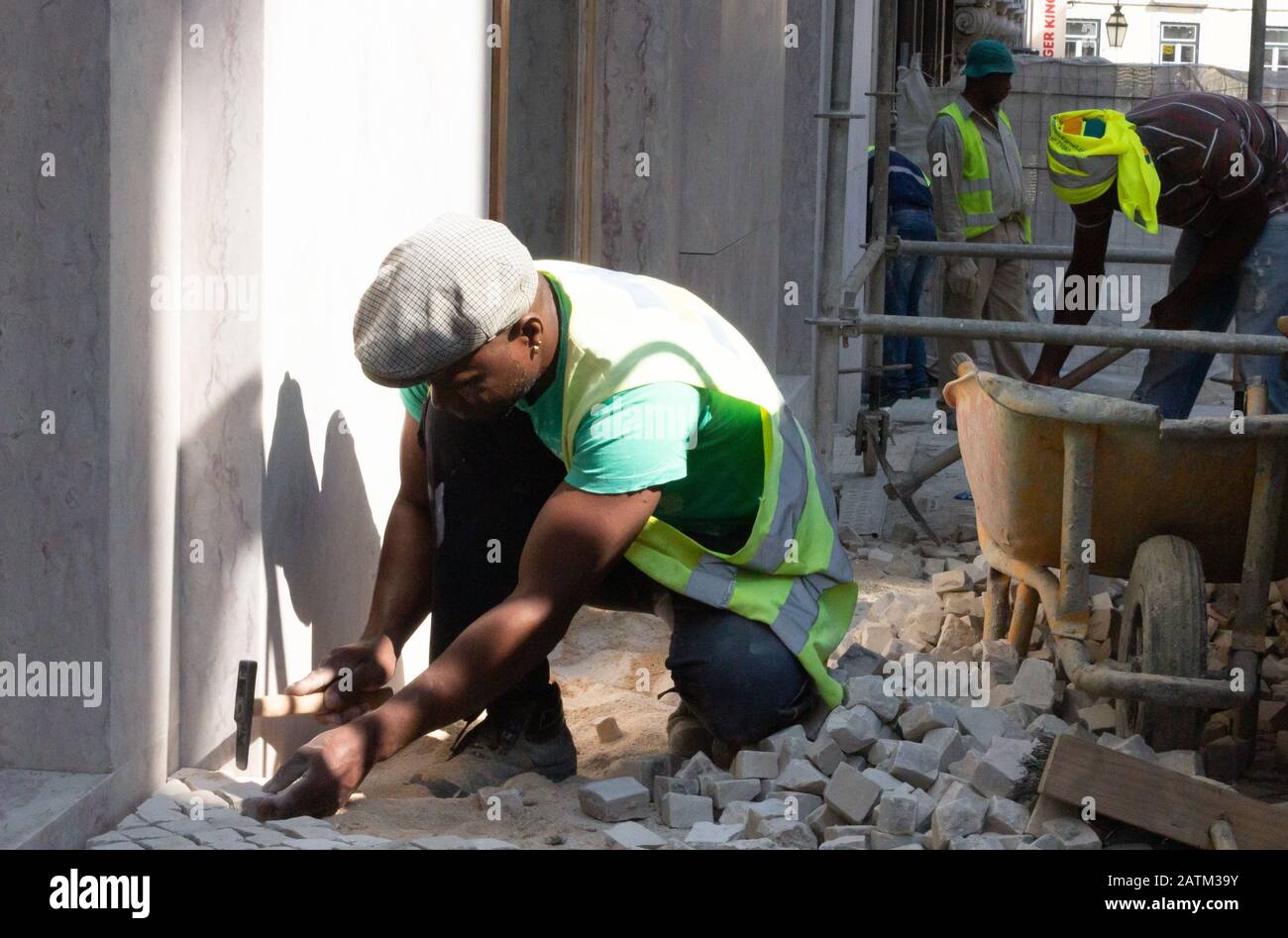 Paviour hi-res stock photography and images - Alamy