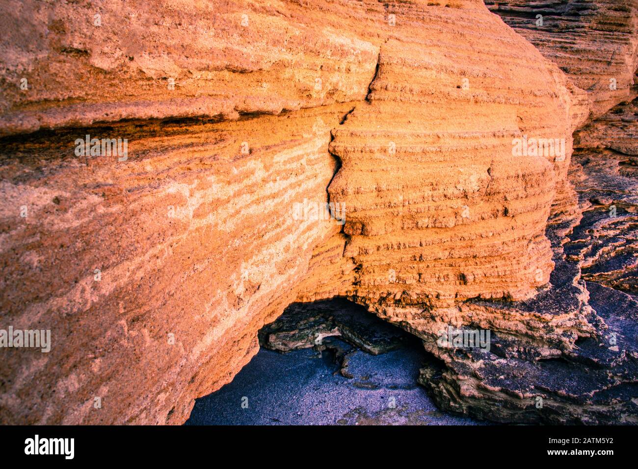 Red orange rocks hi-res stock photography and images - Alamy
