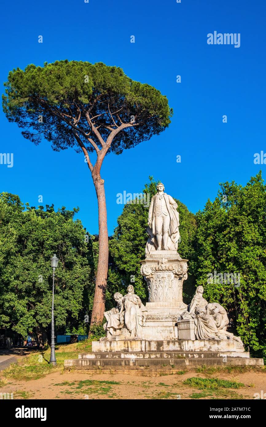 Villa valentino hi-res stock photography and images - Alamy