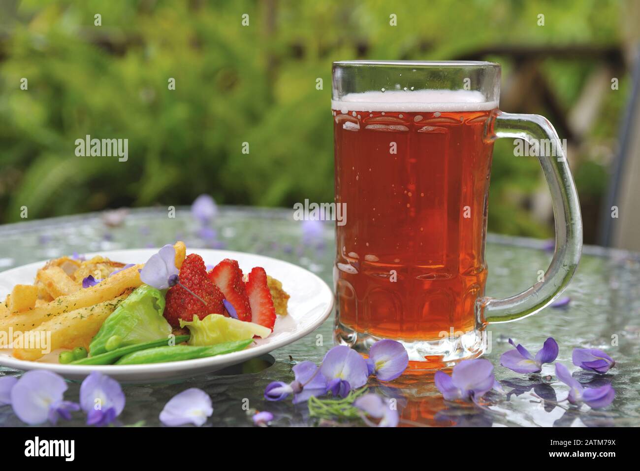 strawberry and beer Stock Photo - Alamy