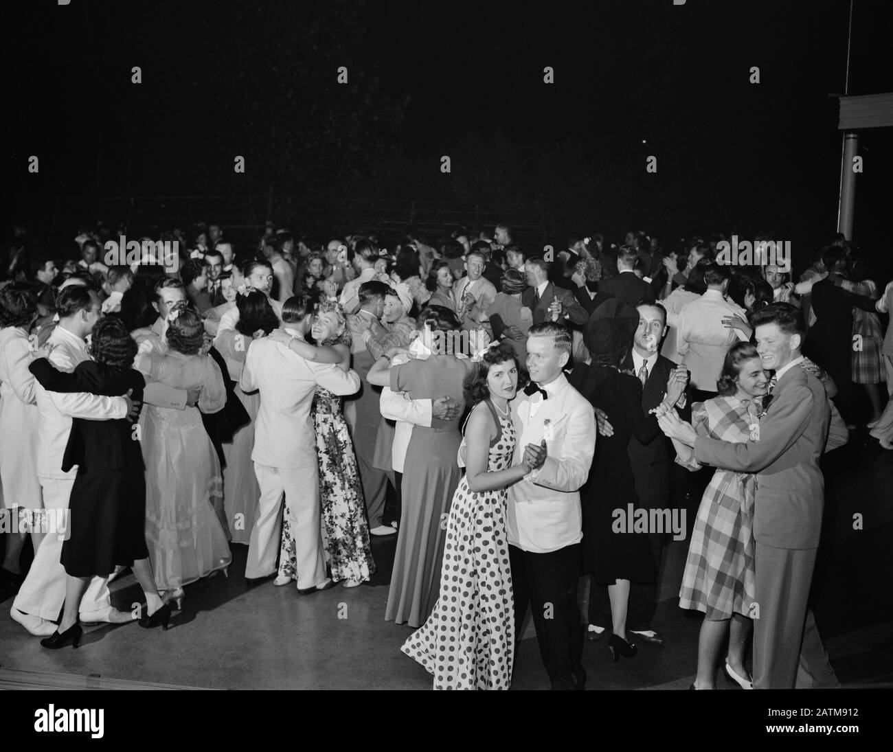 1940's man dancing hi-res stock photography and images - Alamy
