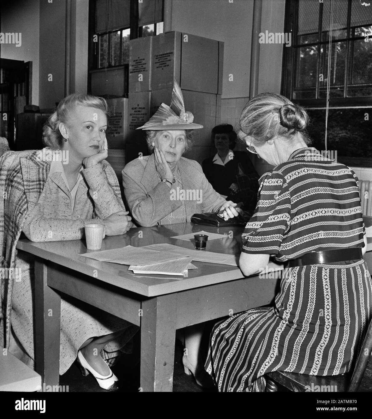 War paper rationing hi-res stock photography and images - Alamy