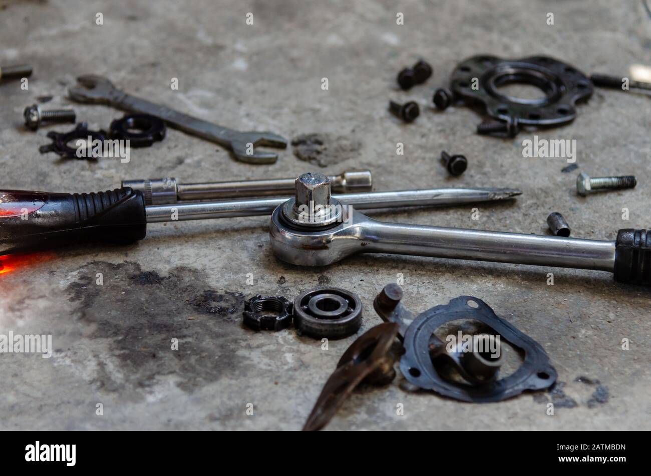 Motorcycle repair hi-res stock photography and images - Alamy