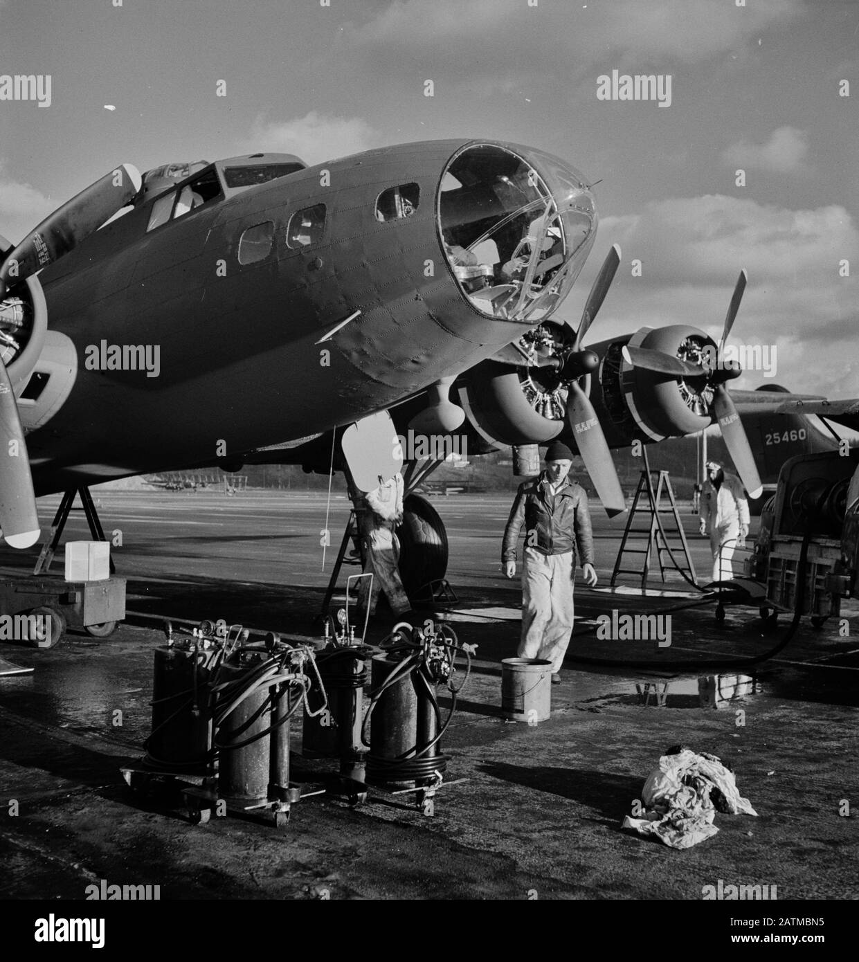 German bomber 1942 hi-res stock photography and images - Alamy