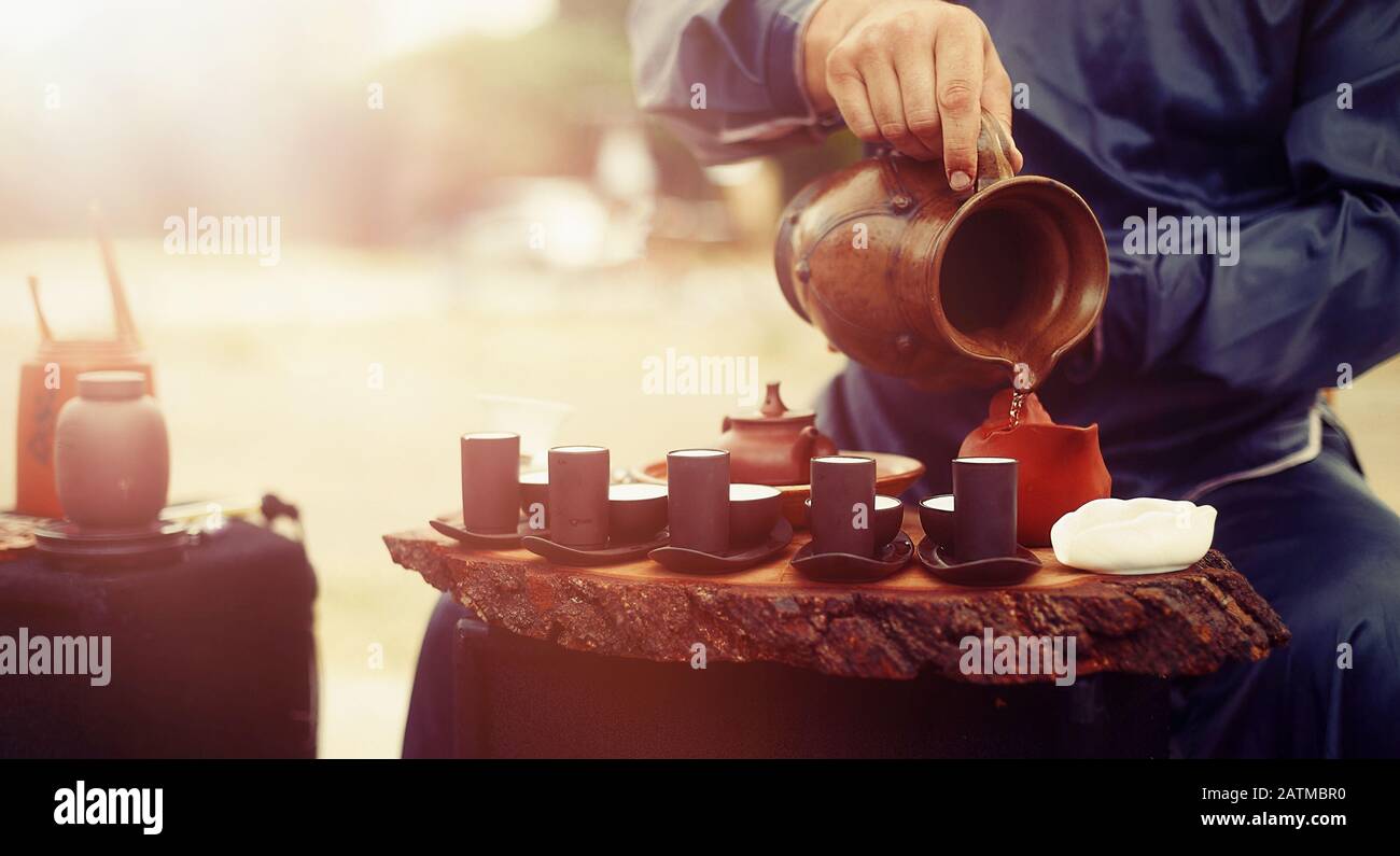 Japan tea monk hi-res stock photography and images - Alamy