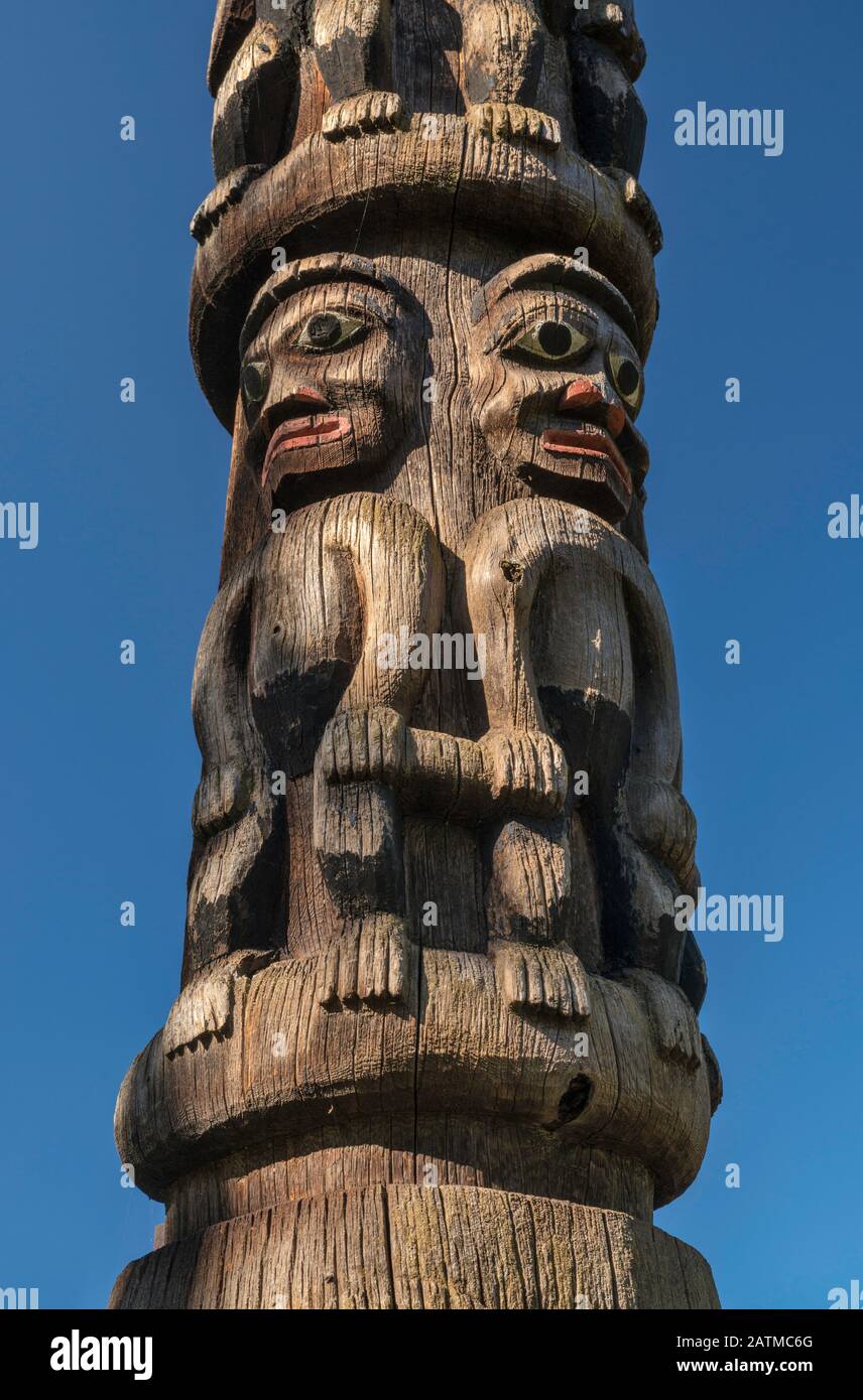Indigenous north pole hi-res stock photography and images - Alamy