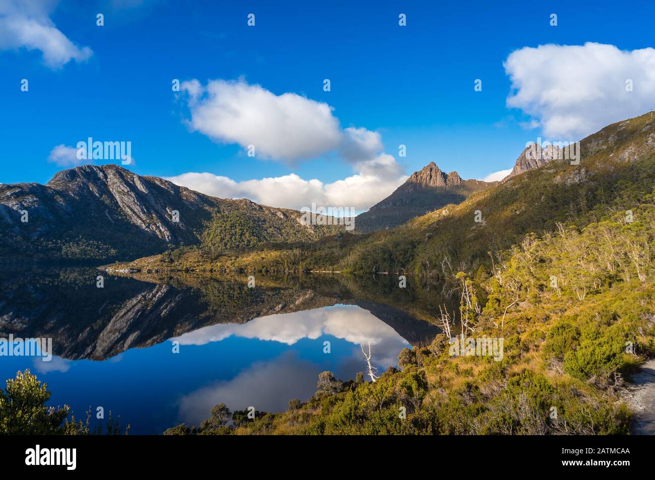 Mountains and lake with mirror reflection nature background. Cradle ...