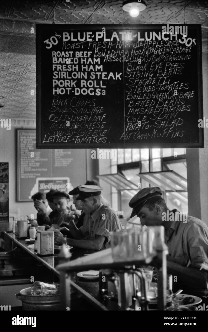 1940's military uniform blue hi-res stock photography and images - Alamy
