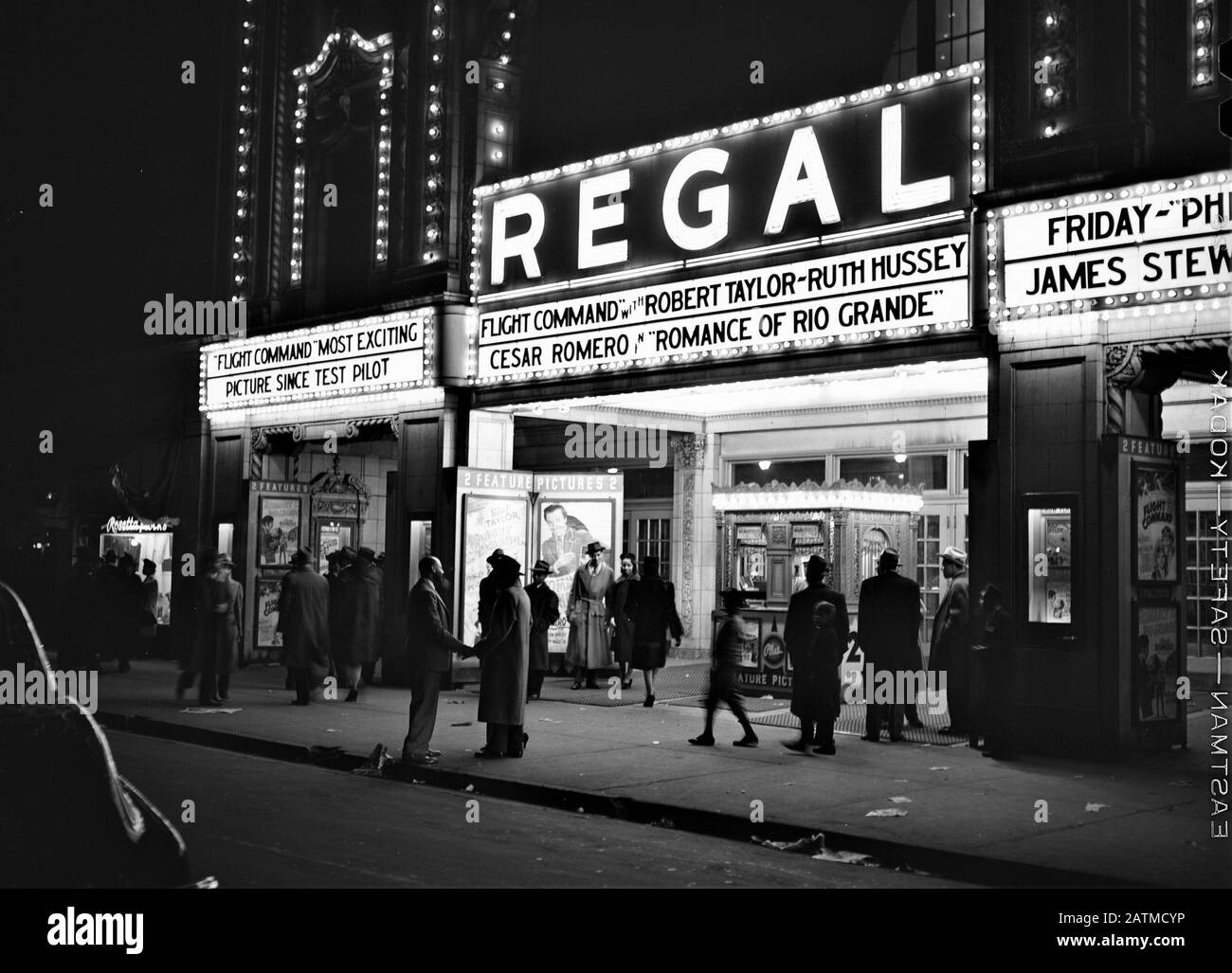 Vintage movie palace hi-res stock photography and images - Alamy
