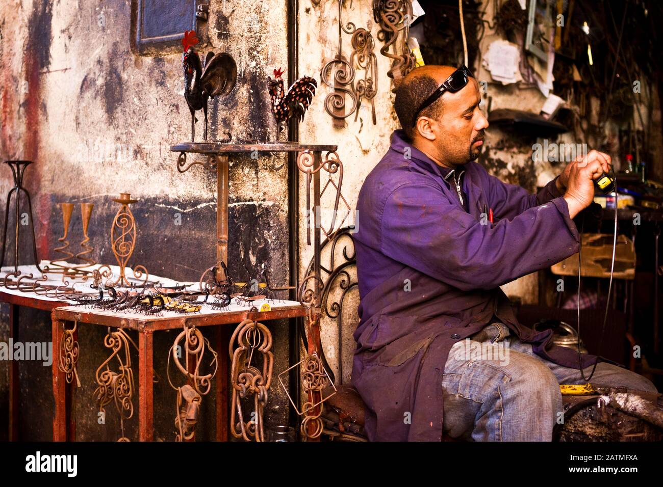 Ironmonger interior hi-res stock photography and images - Alamy