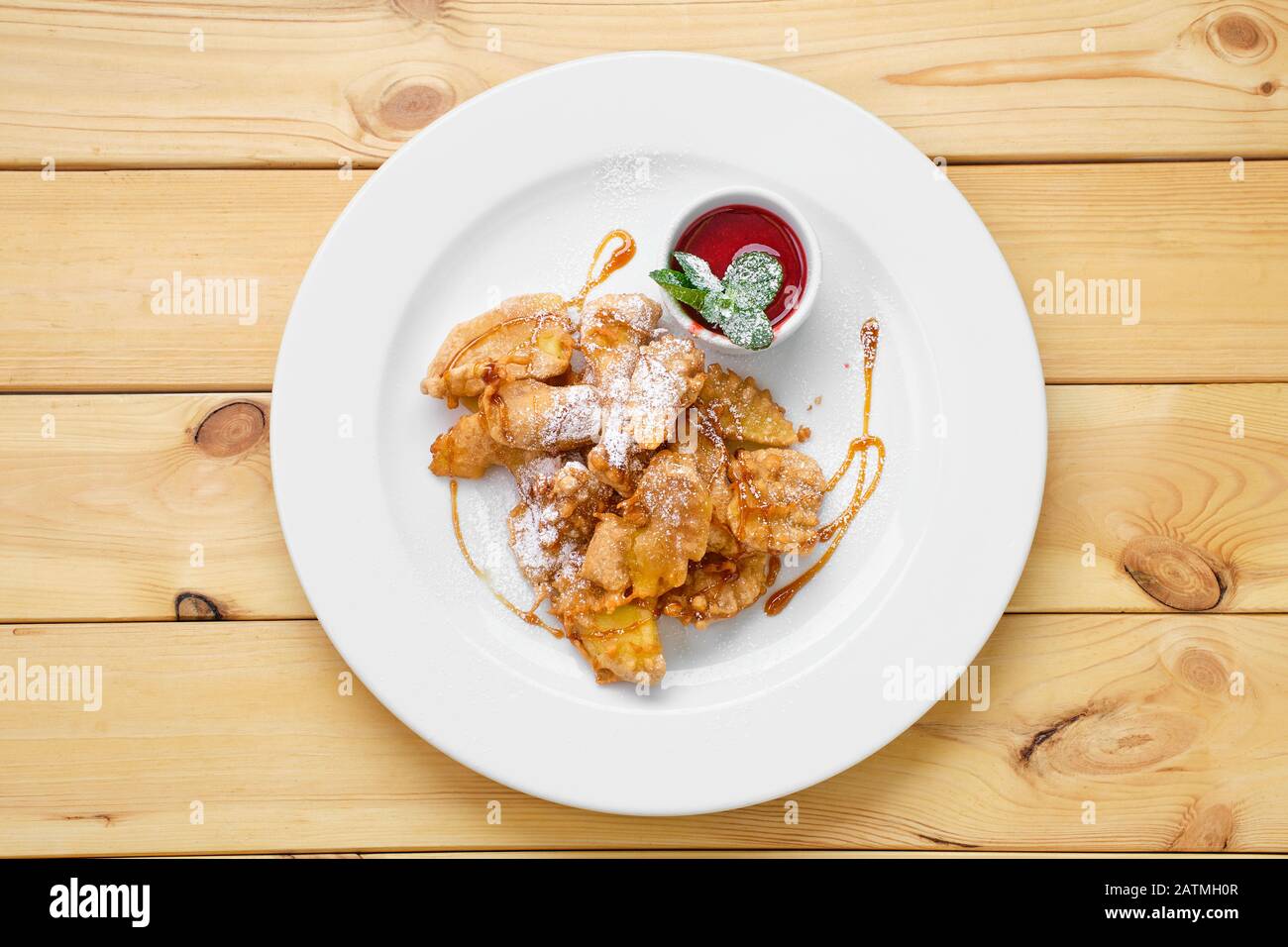 Deep fried fruit hi-res stock photography and images - Alamy