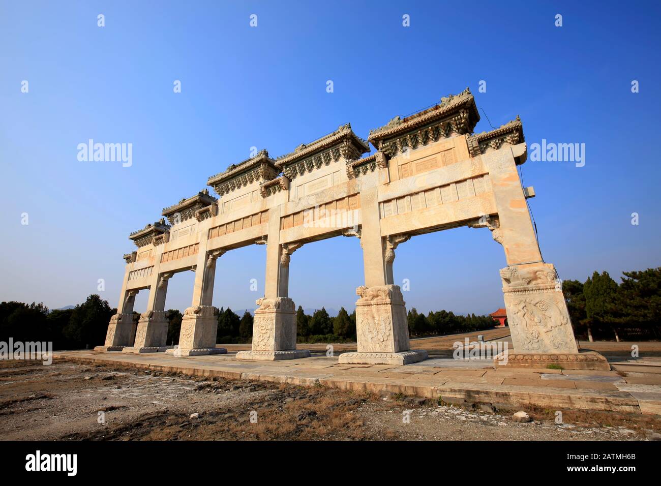 Chinese ancient stone arch Stock Photo - Alamy