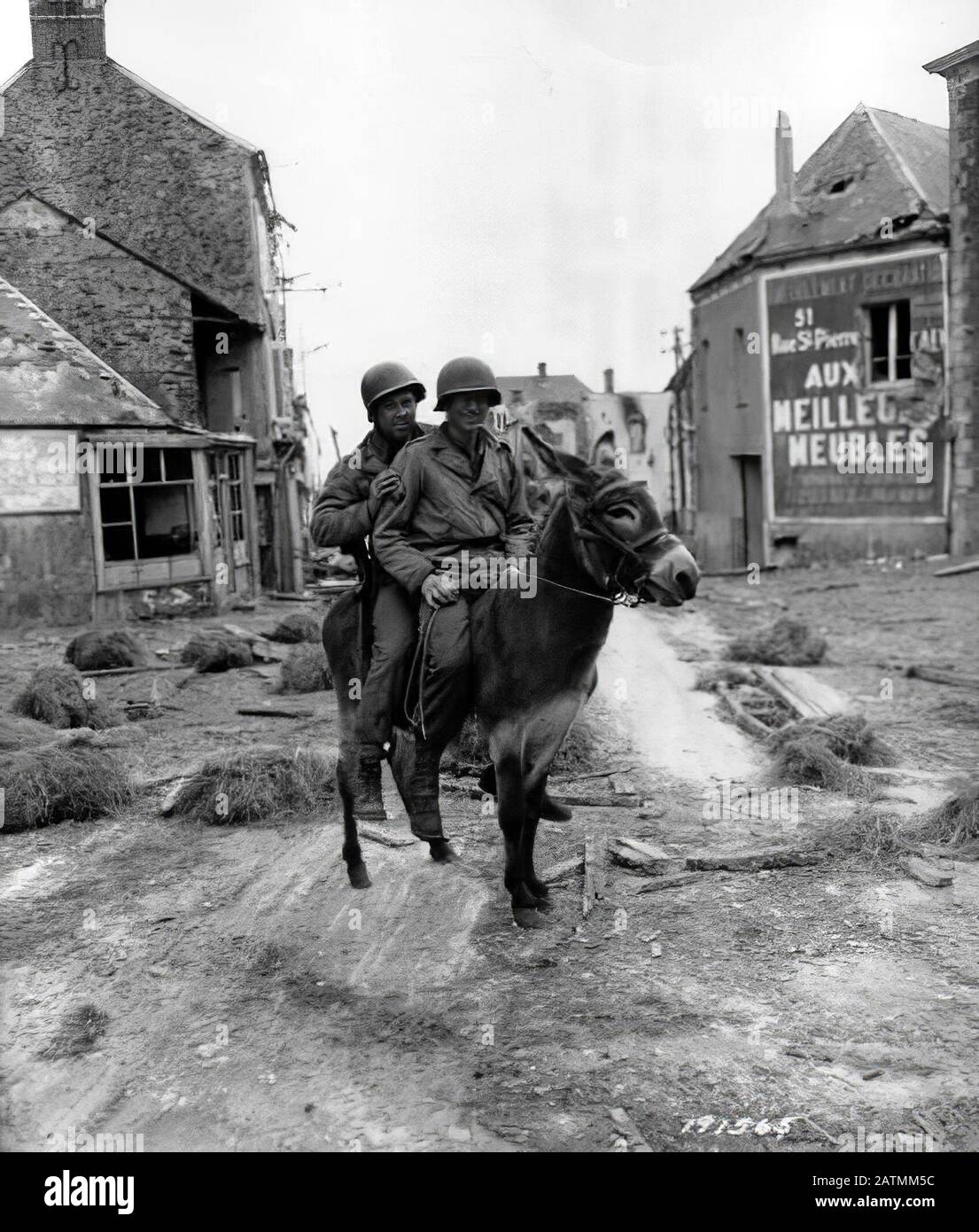 1st infantry div hi-res stock photography and images - Alamy
