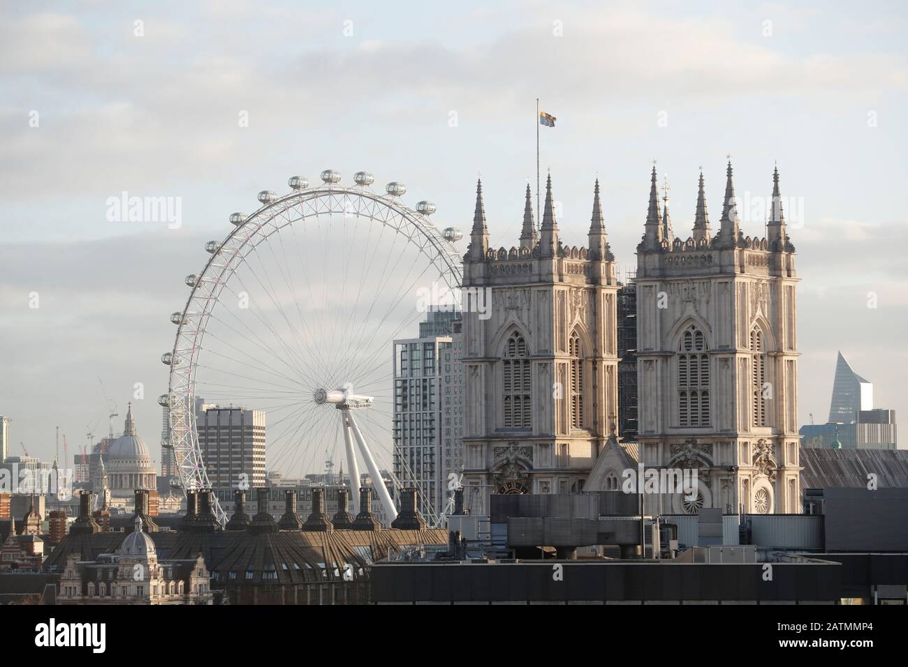 View westminster abbey hi-res stock photography and images - Alamy