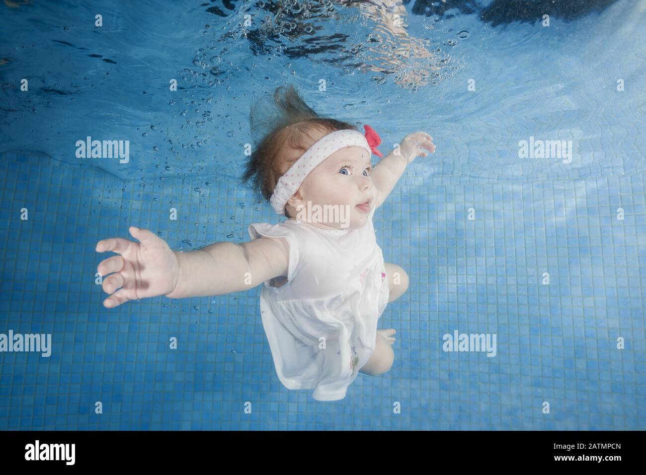 Baby dives hi-res stock photography and images - Alamy