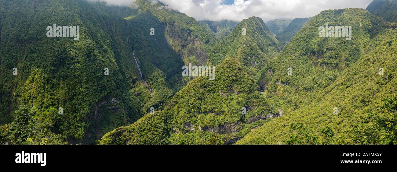 Takamaka reunion hi-res stock photography and images - Alamy