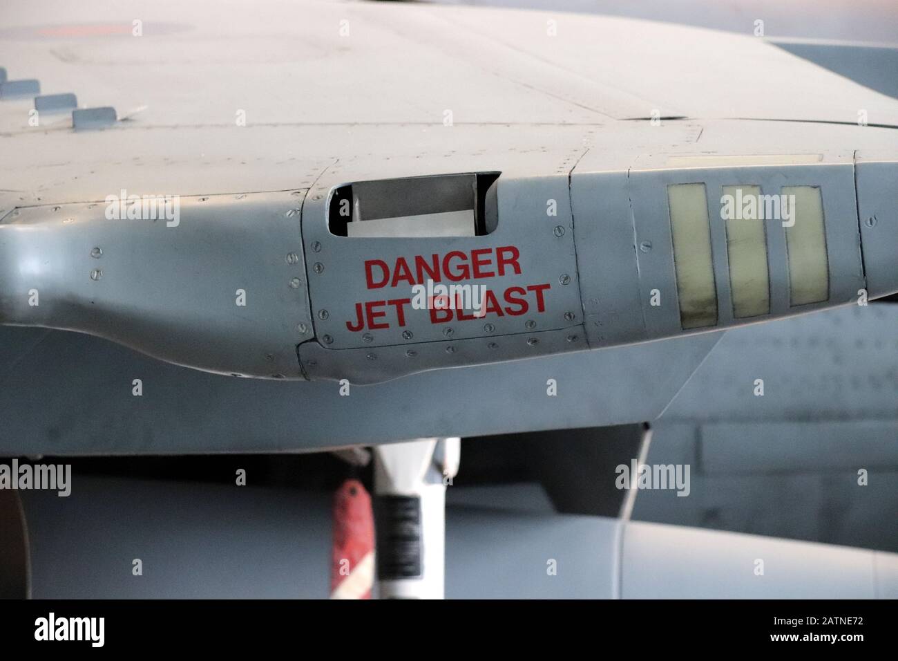 Jet blast hi-res stock photography and images - Alamy