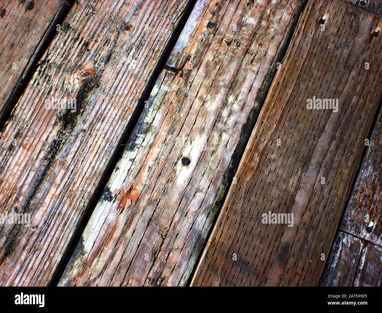 Slats of wood panelling on a wooden bridge Stock Photo - Alamy