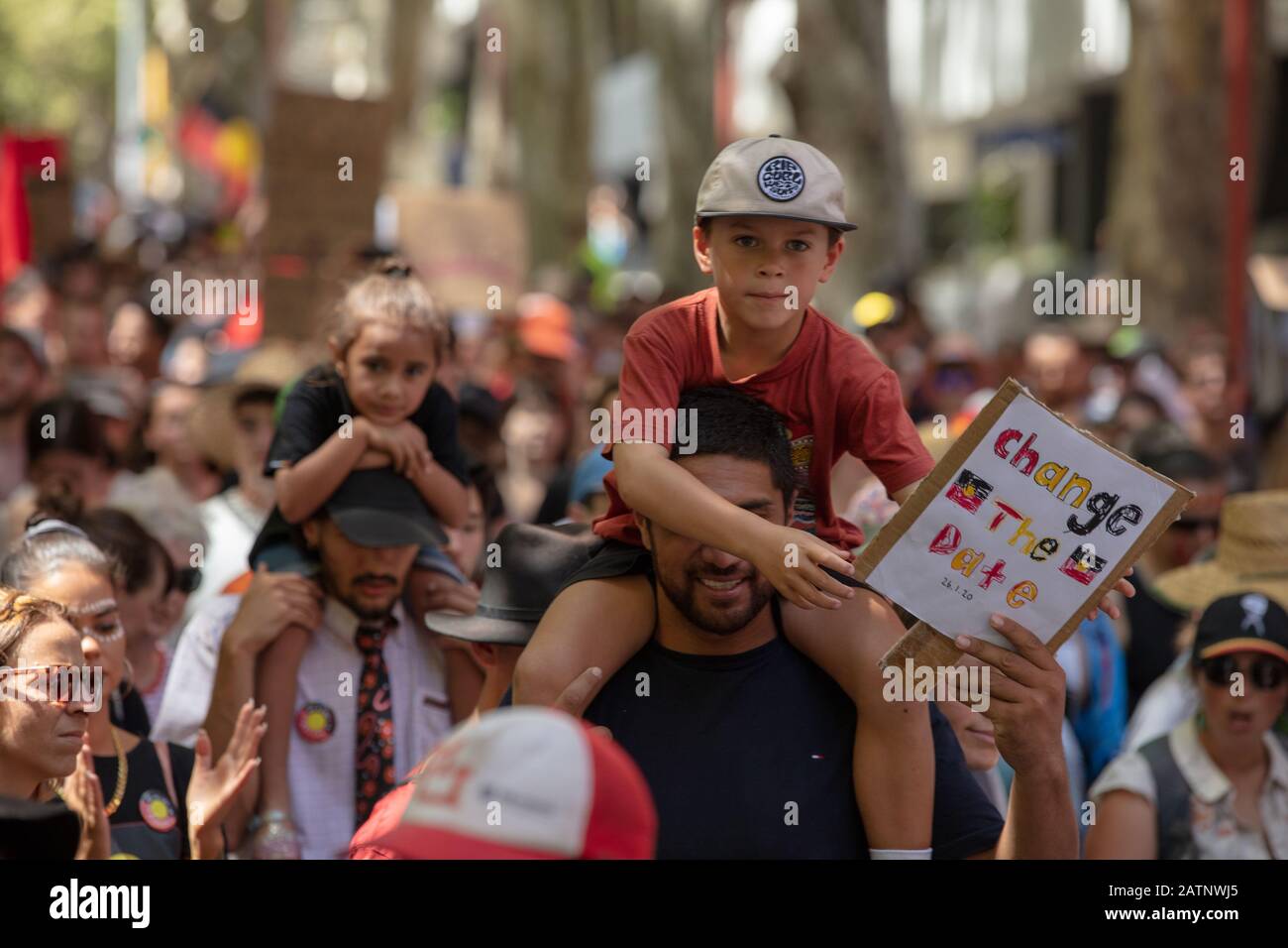 Banners placards protest aboriginals australia hi-res stock photography ...