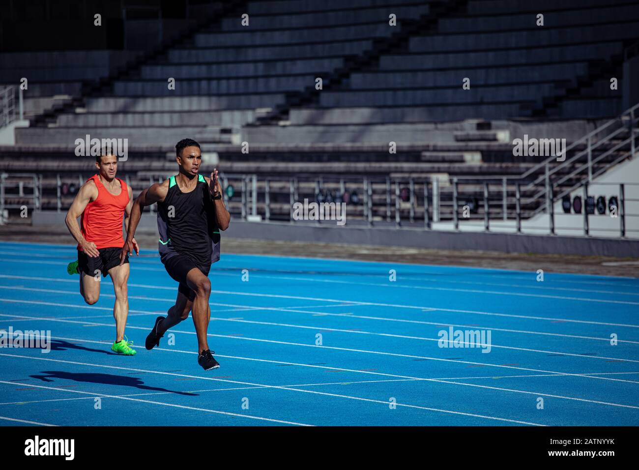 Male athletes racing hi-res stock photography and images - Alamy
