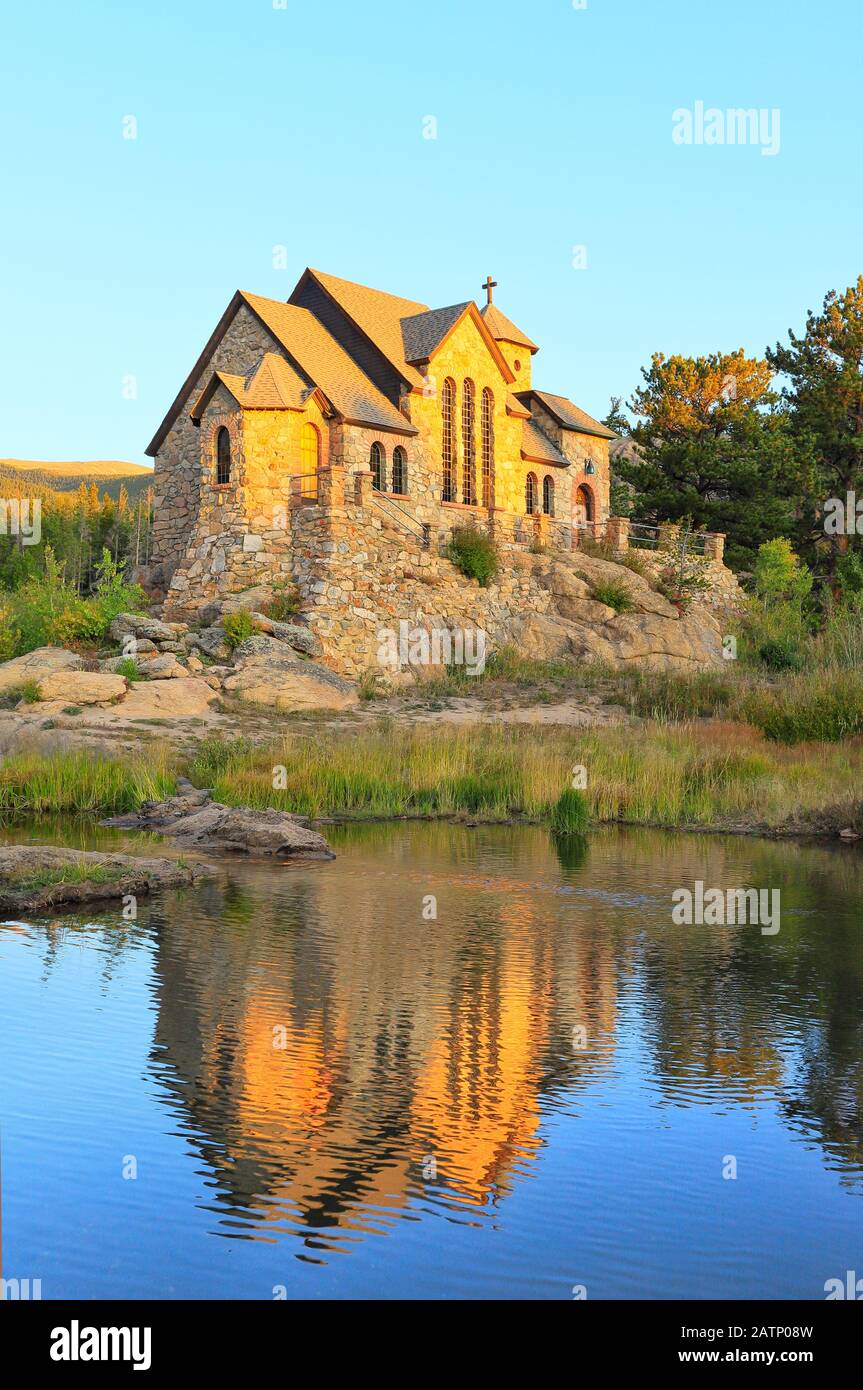 Aspen chapel hi-res stock photography and images - Alamy