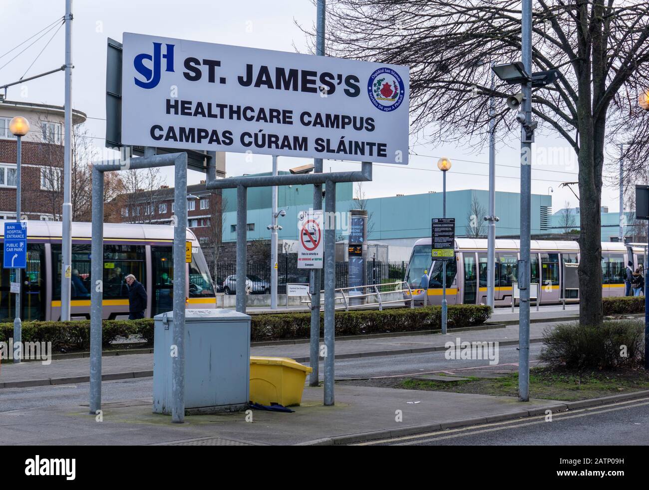 St james hospital campus hi-res stock photography and images - Alamy
