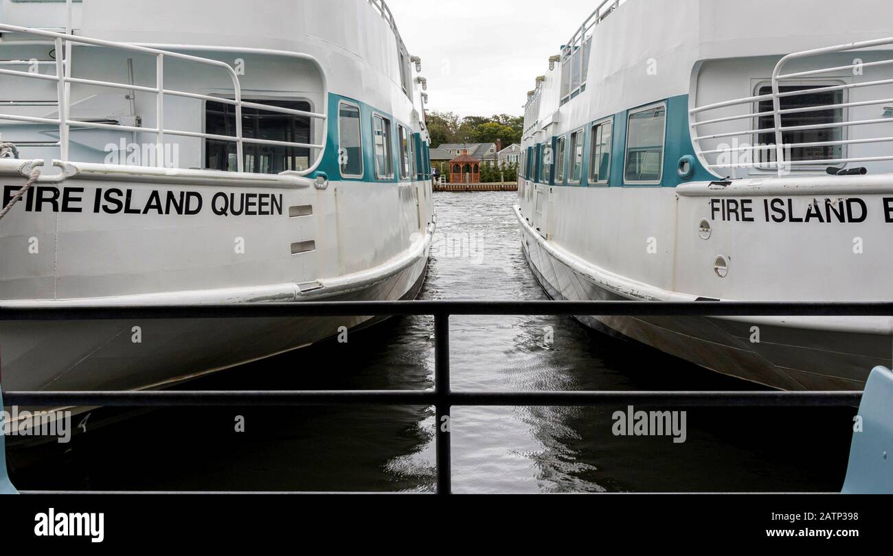 Fire island ferry hi-res stock photography and images - Alamy