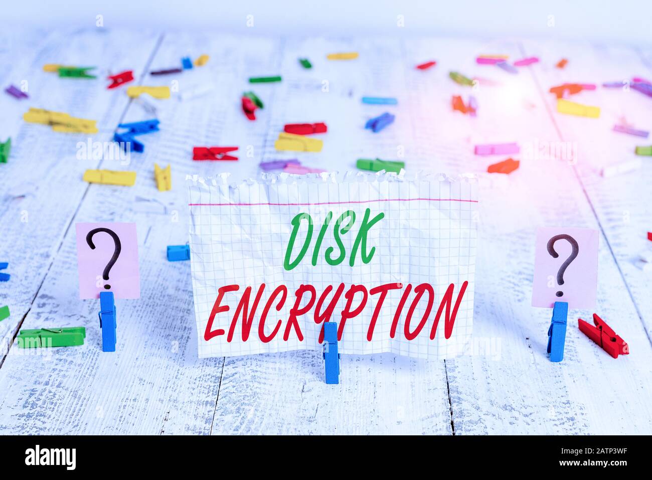 Writing note showing Disk Encryption. Business concept for the security mechanism used to ...