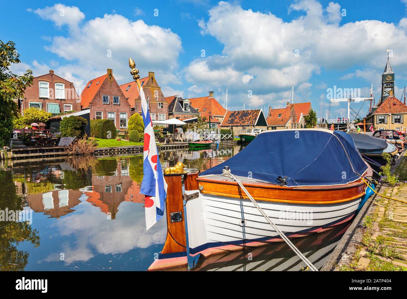 Classic dutch canal hi-res stock photography and images - Alamy