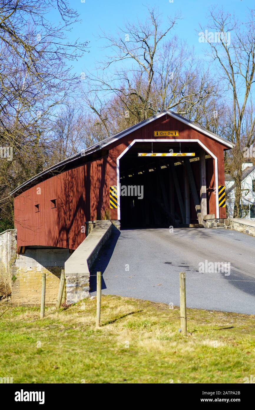 Leola, PA / USA – February 3, 2020: Pinetown Bridge is a red, 133 feet ...