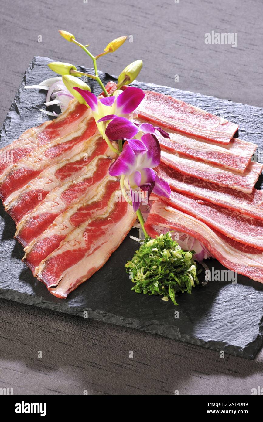 The portrait of food sliced beef Stock Photo - Alamy