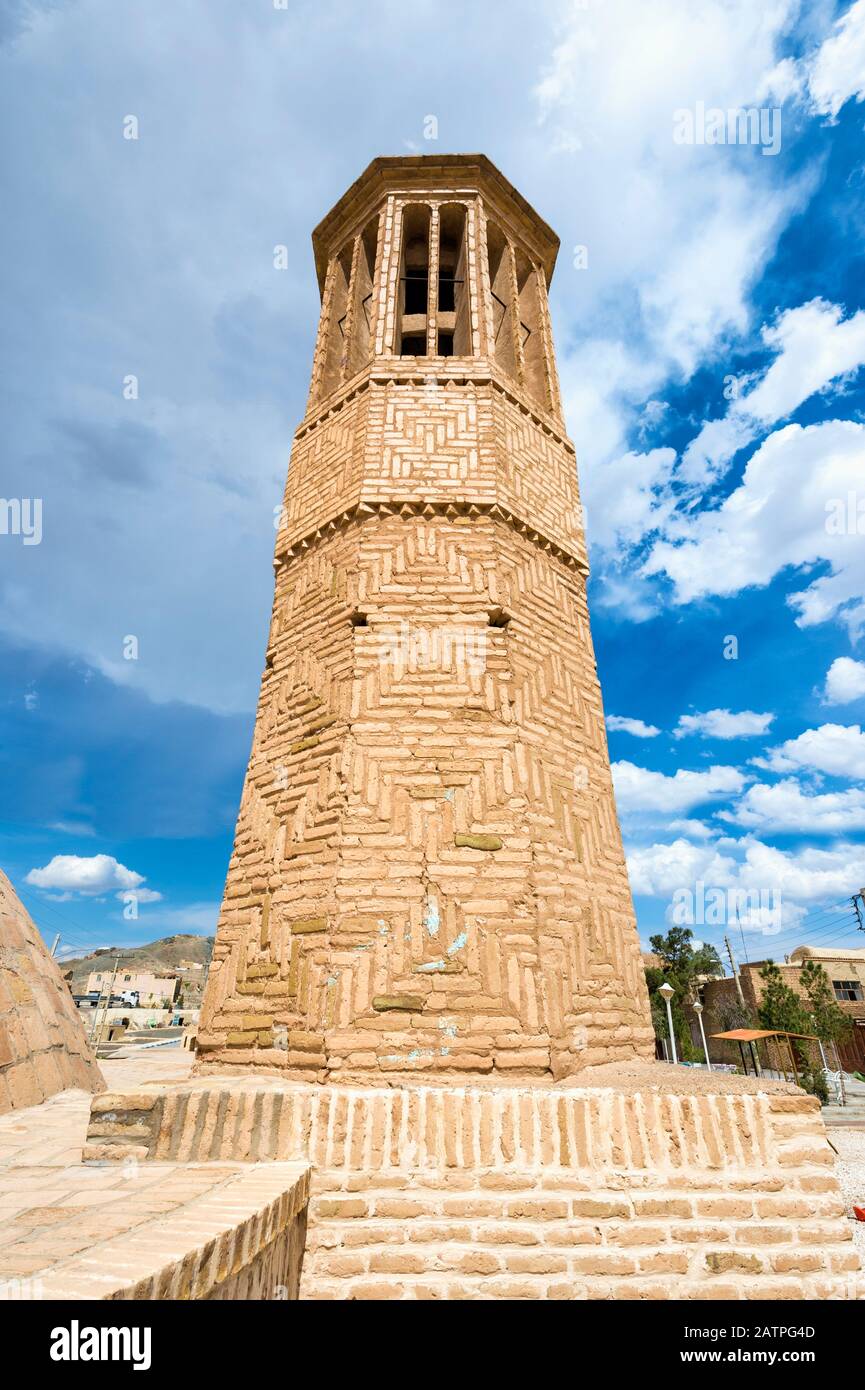 Wind tower and water reservoir, Na’in, Isfahan Province, Iran, Asia ...
