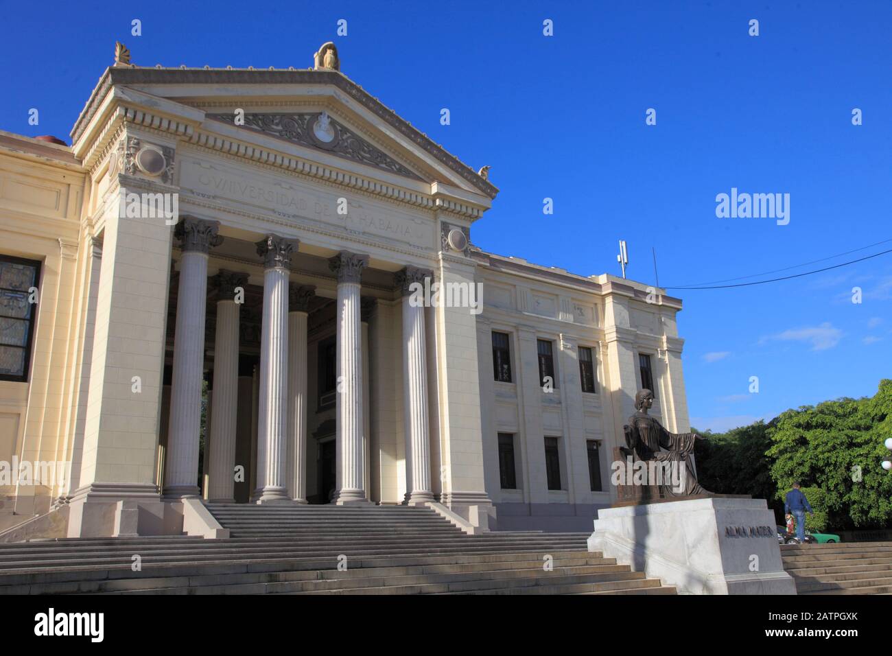 Habana university havana cuba hi-res stock photography and images - Alamy