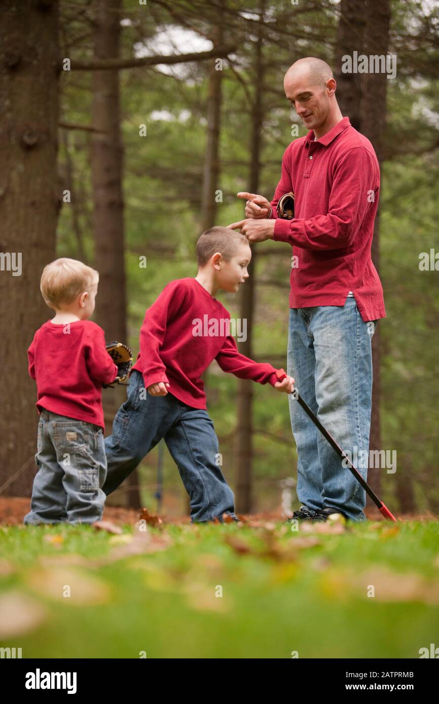 Nonverbal communication hi-res stock photography and images - Alamy