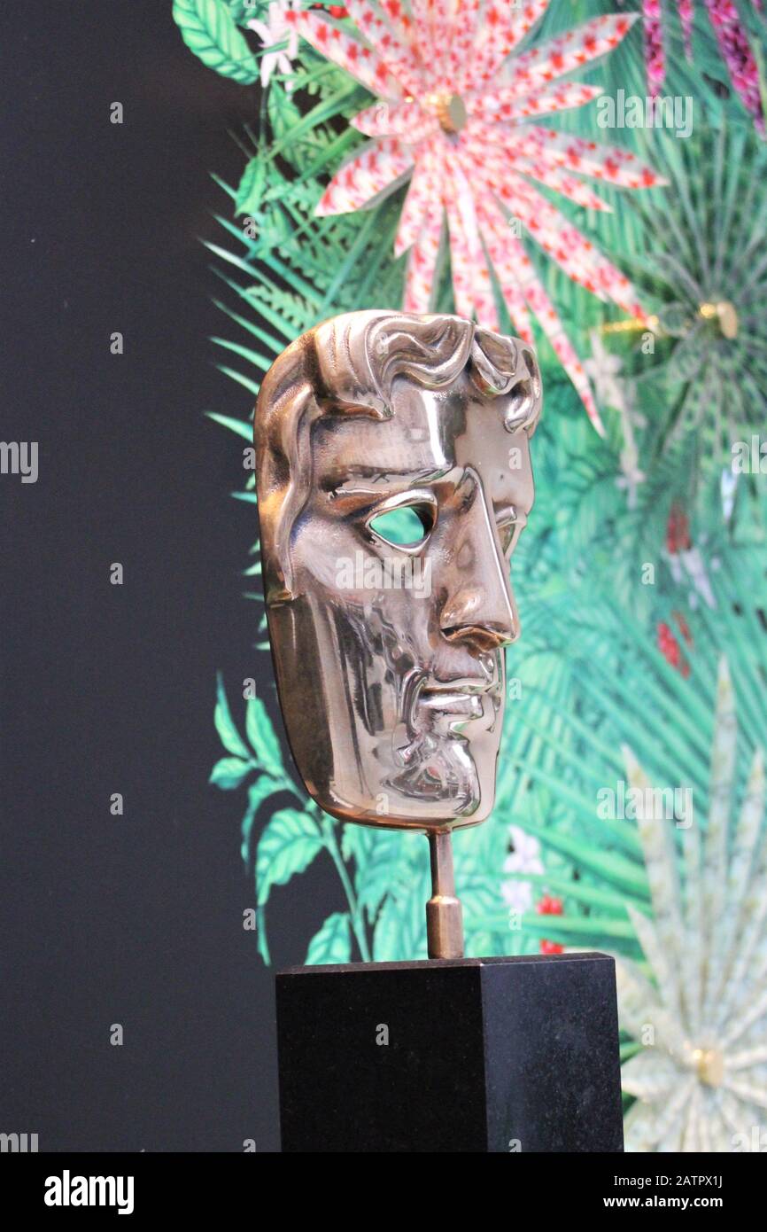 Bafta Statue Award High Resolution Stock Photography and Images - Alamy