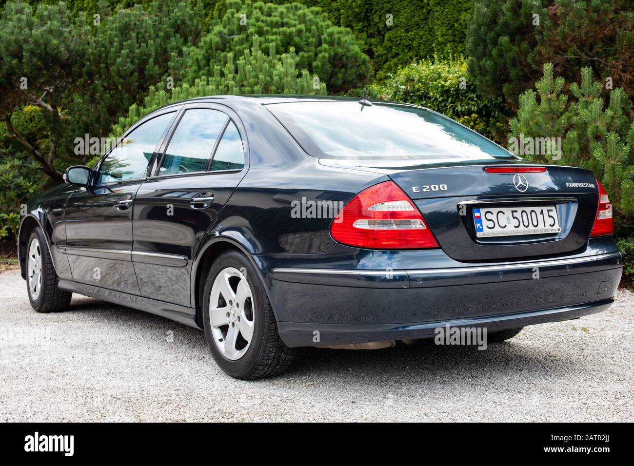 Mercedes-Benz E-Class serie, third generation Stock Photo - Alamy