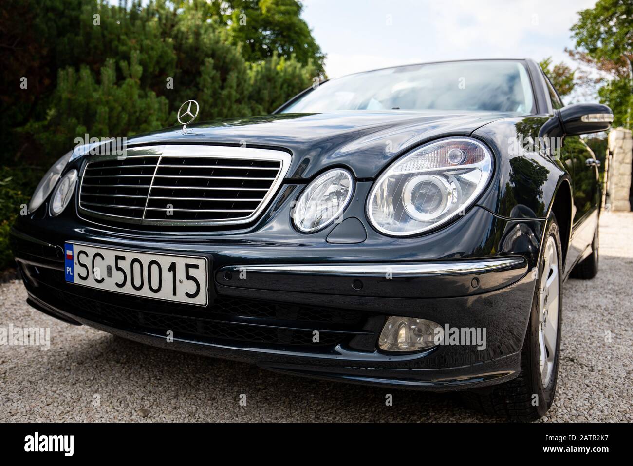 Mercedes-Benz E-Class serie, third generation Stock Photo - Alamy