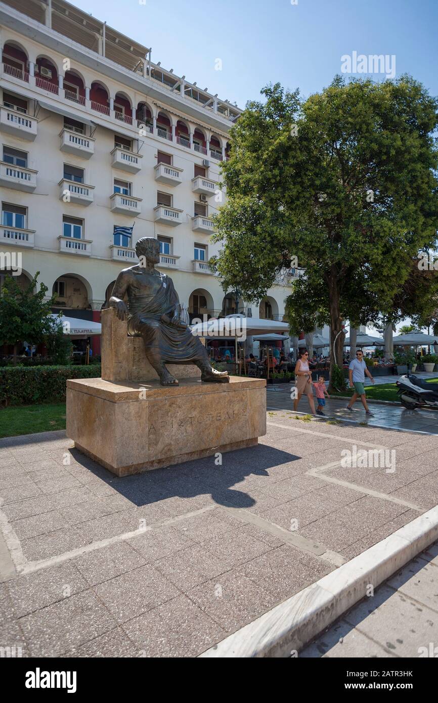 Statue of Aristotle, Aristotelous square, Thessaloniki architecture ...