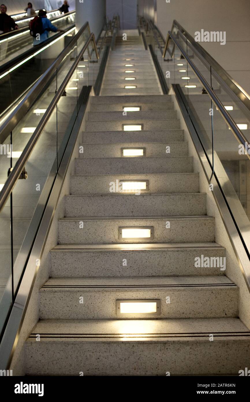 Footlights hi-res stock photography and images - Alamy