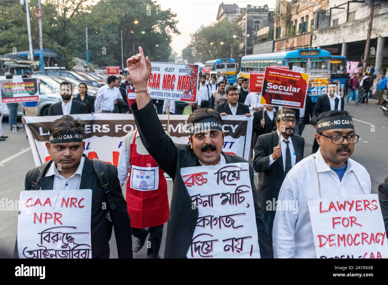 Chants slogan hi-res stock photography and images - Alamy