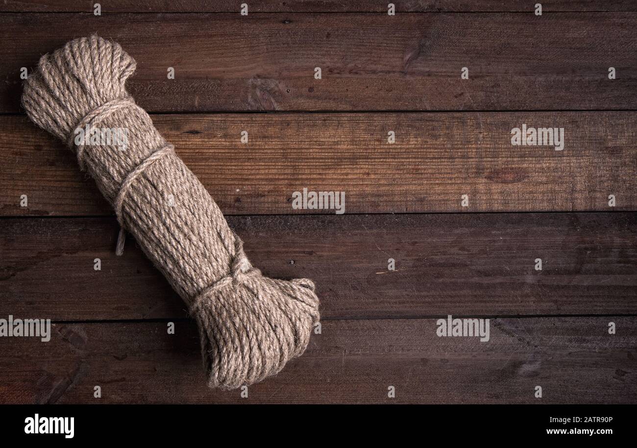 coil of coarse rope Stock Photo - Alamy