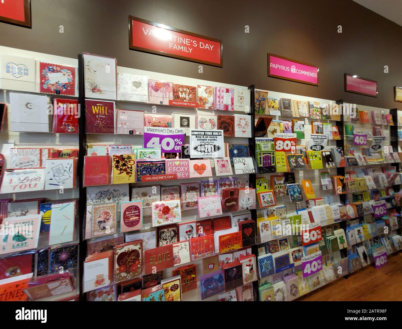 Greeting card company papyrus hi-res stock photography and images - Alamy