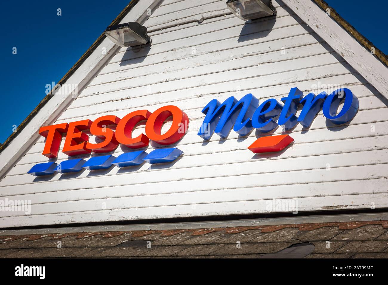 Tesco shop store town hi-res stock photography and images - Alamy